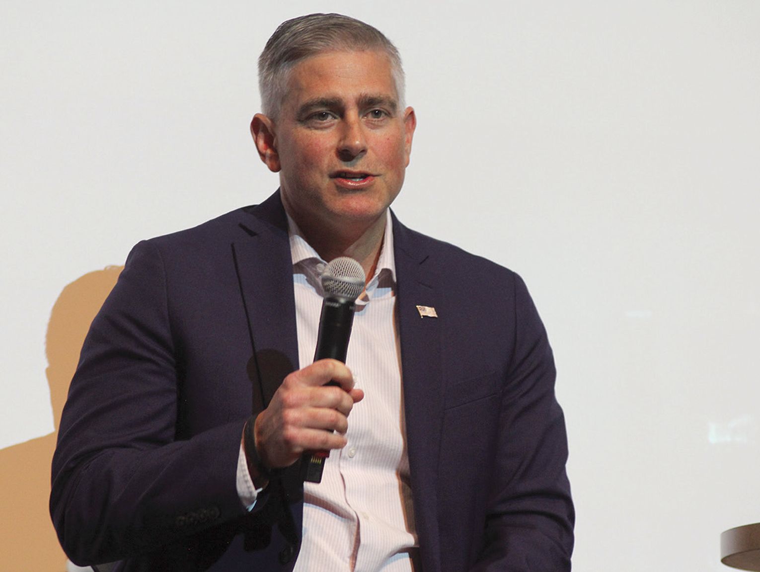 Discord dominates Baumgartner town hall